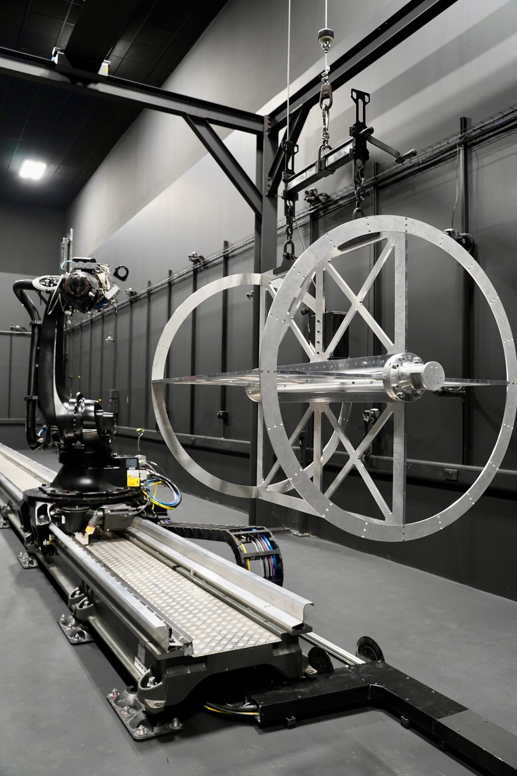 In-orbit Servicing and Manufacturing - Satellite Applications Catapult